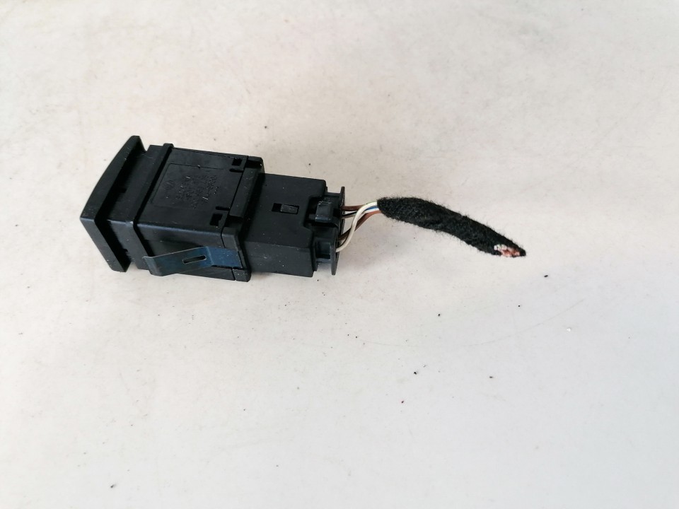 6q0953235a used Hazard switch Volkswagen Polo 2007 1.4L 5EUR ...