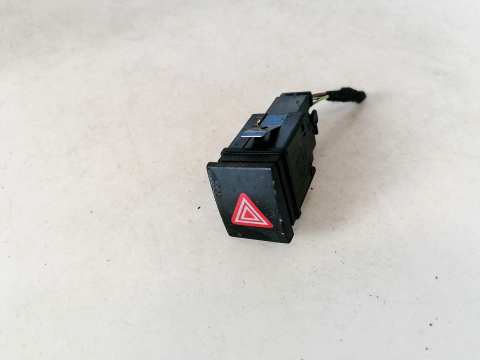 6q0953235a used Hazard switch Volkswagen Polo 2007 1.4L 5EUR ...