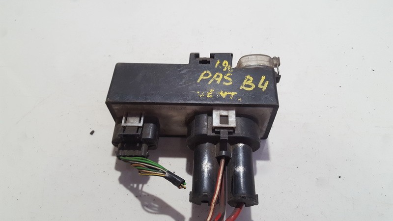 357919506A 898719000 Blower Fan Regulator (Fan Control Switch Relay ...