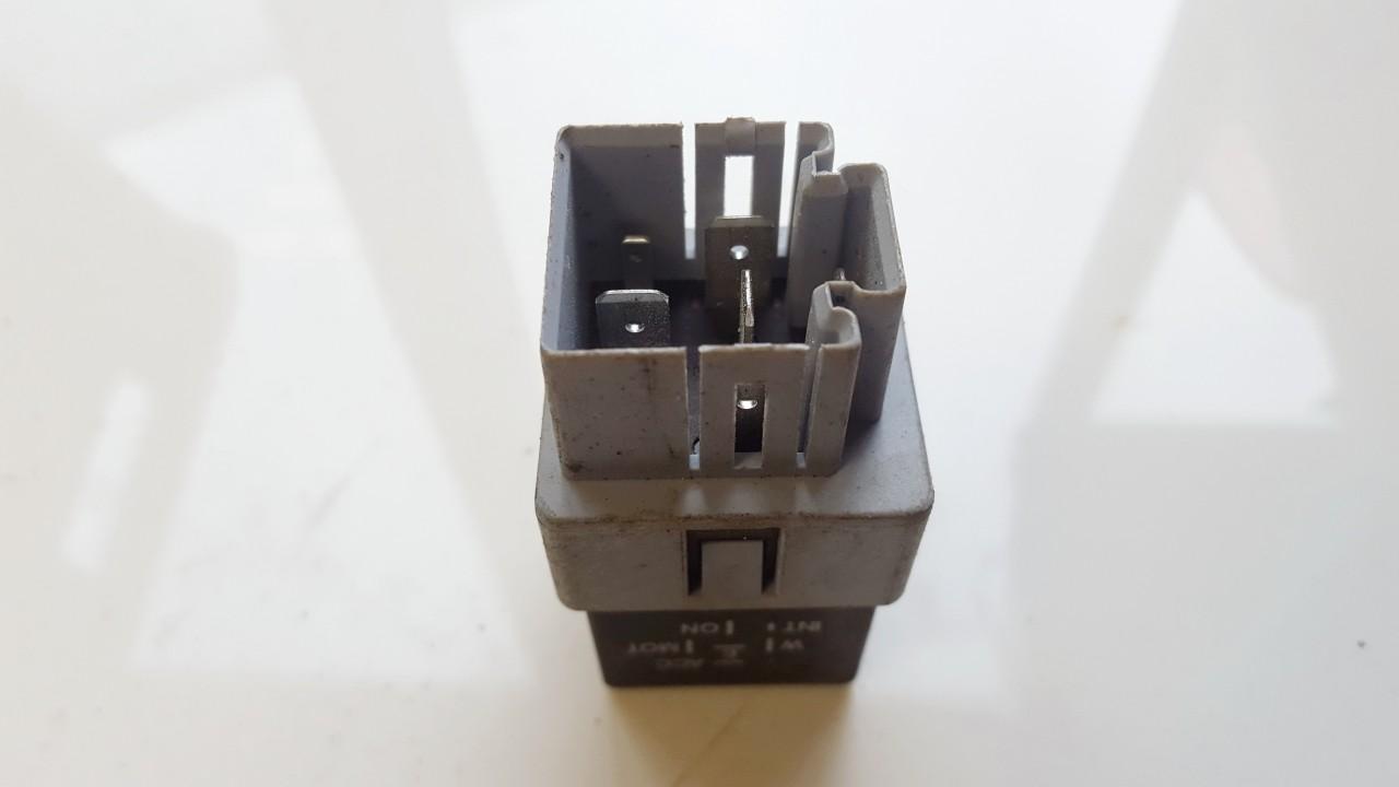 MB953394 USED Relay module Volvo S40 1997 - EIS00623170 | Used Auto ...