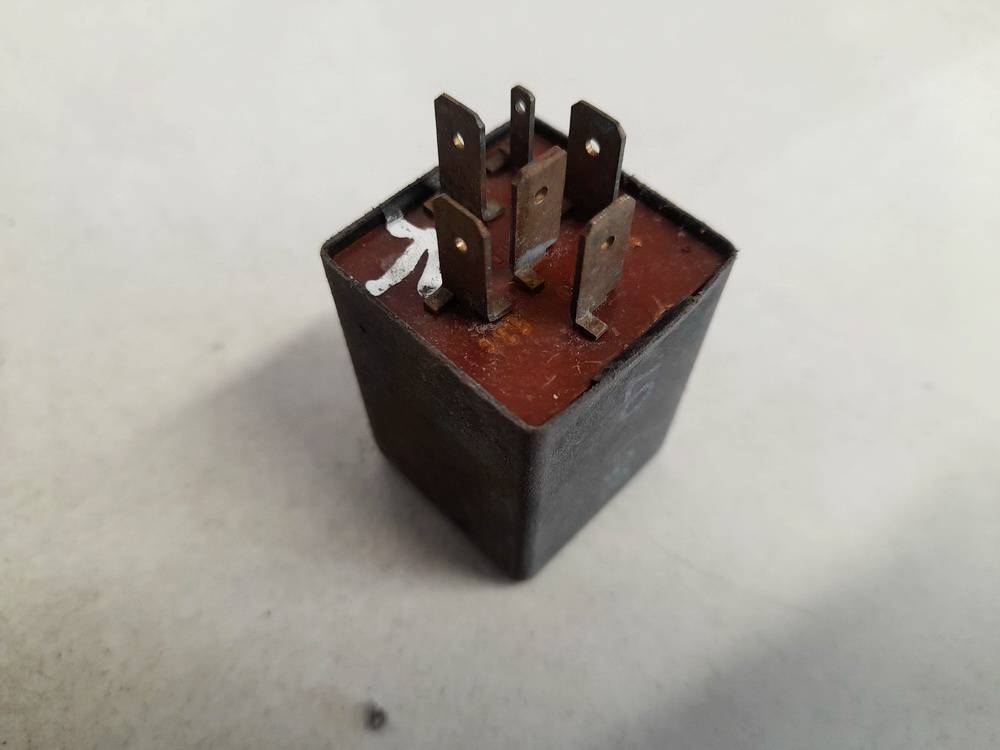 431955531 used Relay module Audi 100 1993 - EIS01753179 | Used Auto ...
