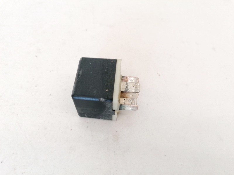 56006707 68832C Relay module Plymouth Grand Voyager 1998 3.3L 4EUR ...