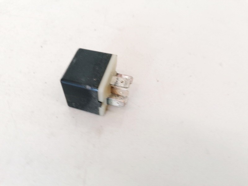 56006707 68832C Relay module Plymouth Grand Voyager 1998 3.3L 4EUR ...