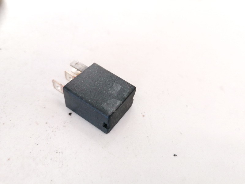 4608650 95425C Relay module Plymouth Grand Voyager 1998 3.3L ...