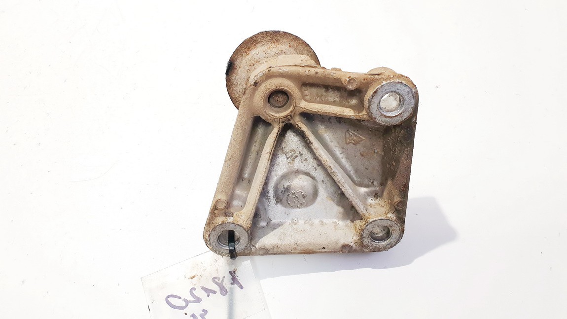 1485396080 used Engine Mount Bracket and Gearbox Mount Bracket Citroen ...