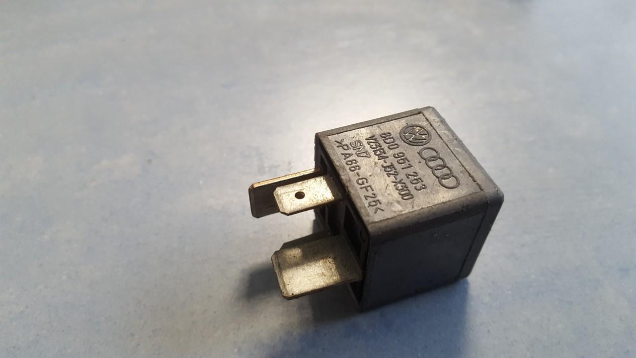 8D0951253 USED Relay module Volkswagen Passat 2001 2.8L - EIS00653213 ...