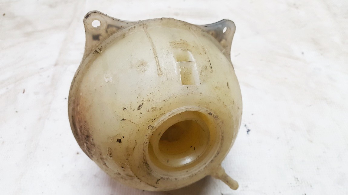 1h0121407 used Expansion Tank coolant (RADIATOR EXPANSION TANK BOTTLE ...