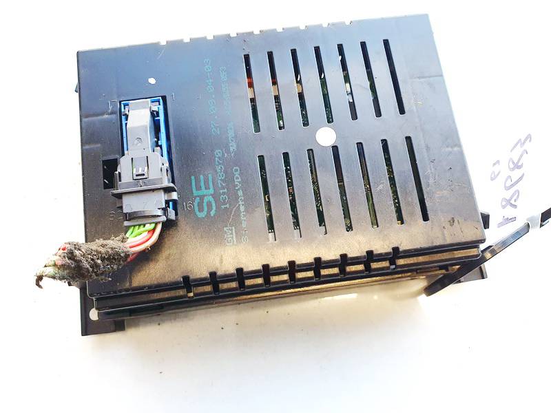 13178570 27.09.04-03 Dashboard Radio Display (Clock,Info Monitor,BORD ...