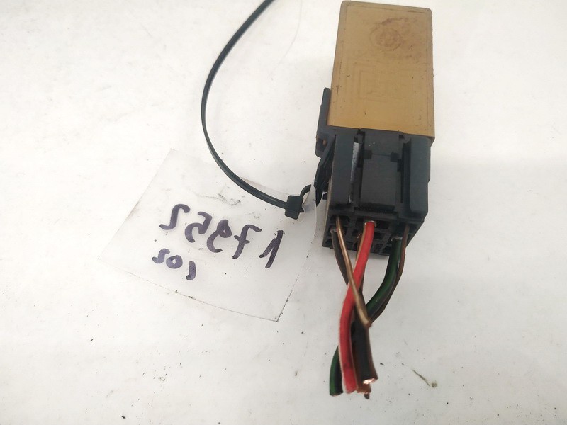 61368384505 61.36-8384505 Relay module BMW 5-Series 1999 2.5L ...