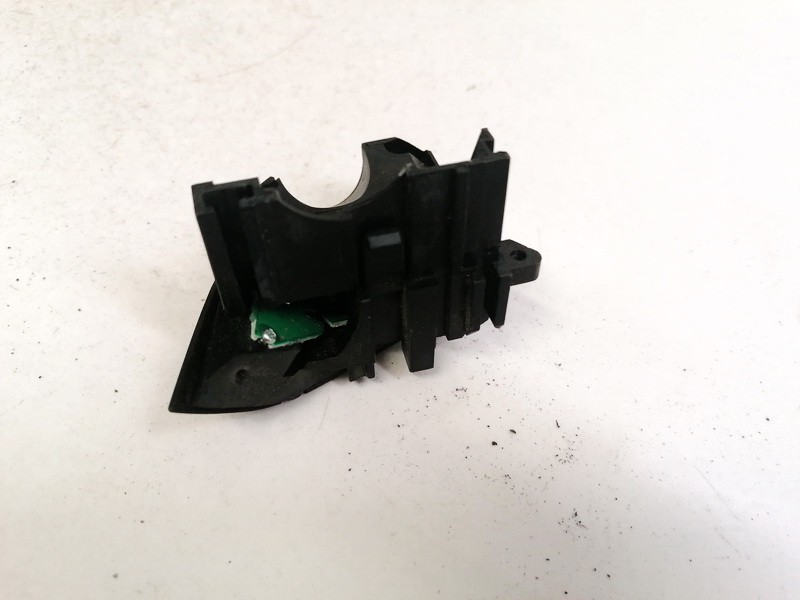 19206 USED Holden Steering Wheel Button Volvo V70 2006 2.4L ...