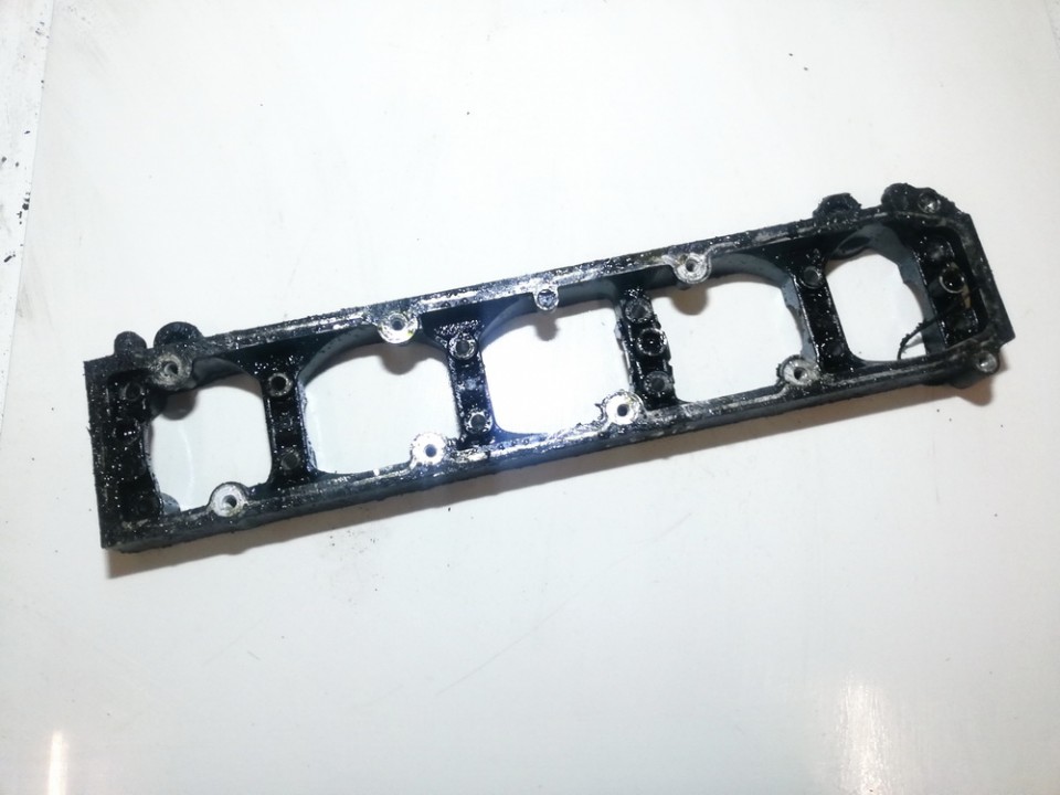 used used Cylinder Heads and Head Covers (ROCKER VALVE COVER) Peugeot ...
