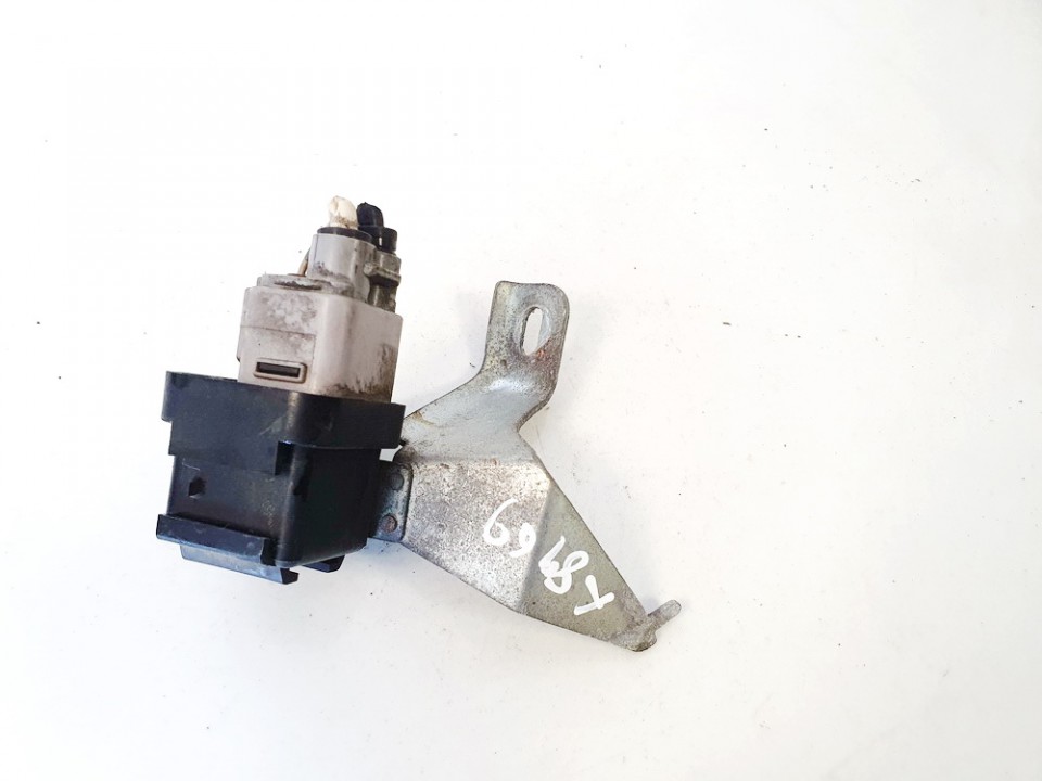 2861067010 28610-67010, 156700-0671 Glow plug relay Toyota Corolla ...