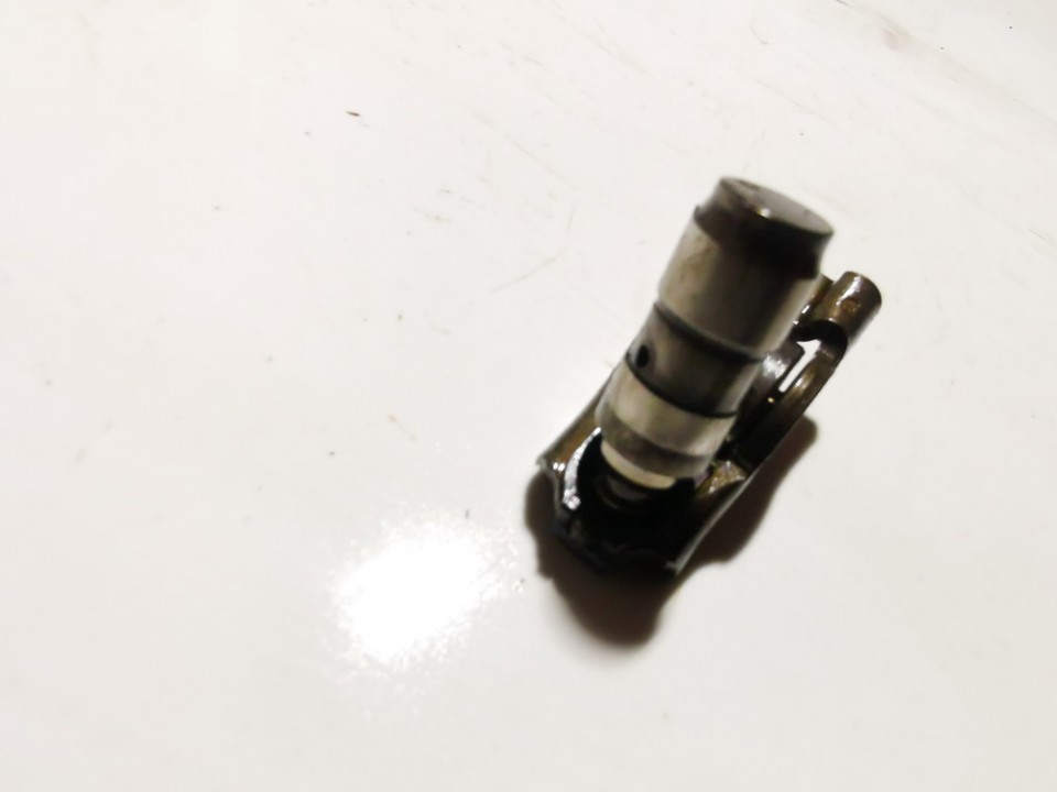 used Rocker Arm, valve train Volkswagen Polo 2007 1.2L - EIS01393308 ...