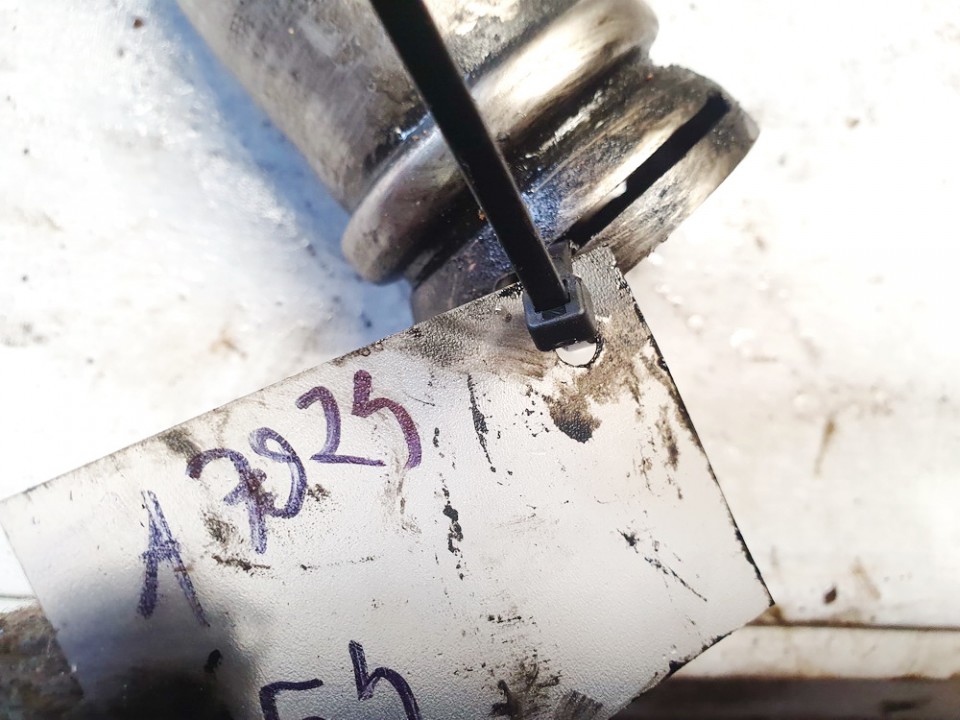 8200276297 used TURBO INTERCOOLER PIPE HOSE Renault Scenic 2004 1.5L ...