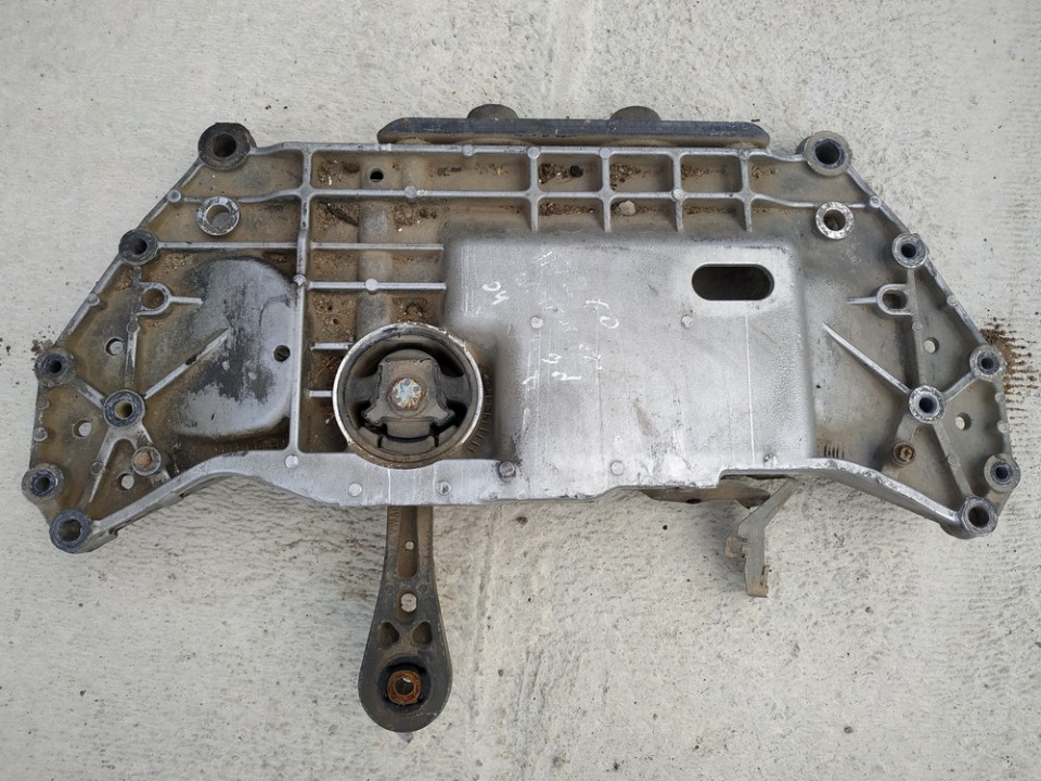 used used Front subframe Volkswagen Touran 2004 1.9L - EIS01453310 ...