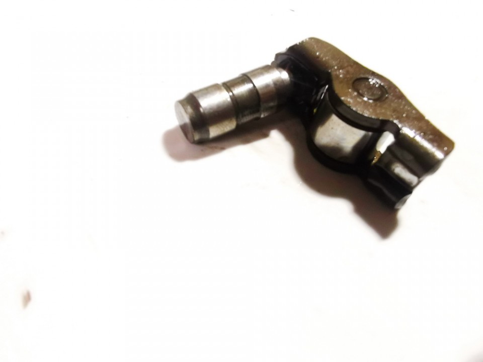 used Rocker Arm, valve train Volkswagen Polo 2007 1.2L - EIS01393314 ...