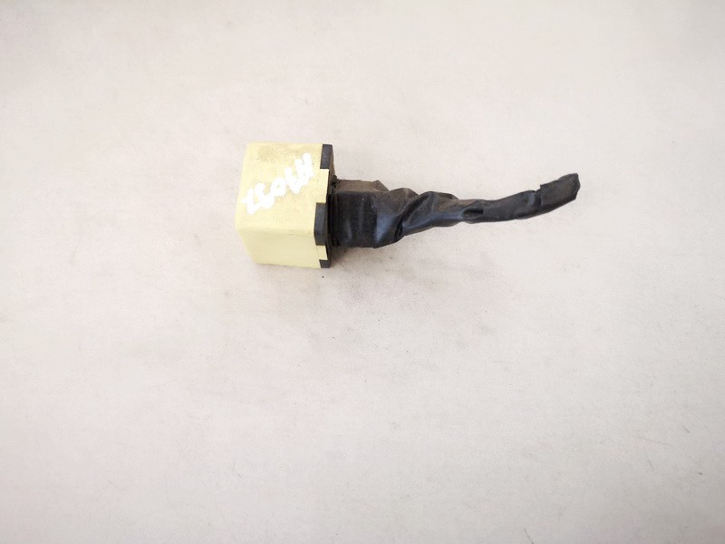 8200051112 used Relay module Renault Megane 1999 2.0L - EIS01423315 ...