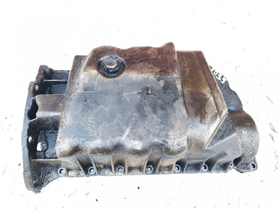 used used Engine crankcase (Oil Pan) Volvo V40 1997 1.9L - EIS01443318 ...