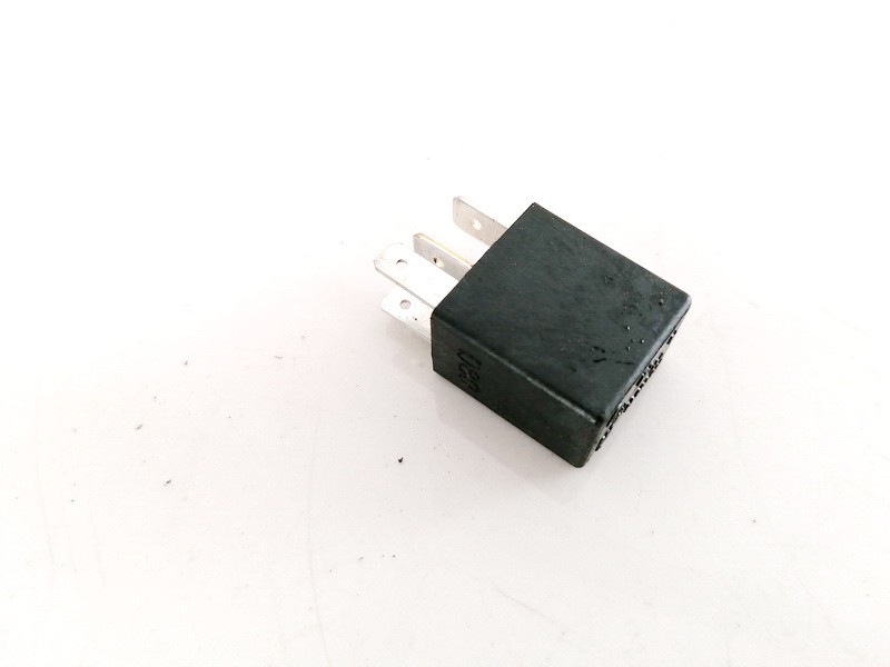90229206 16A Relay module Opel Astra 2000 2.0L - EIS01193323 | Used ...