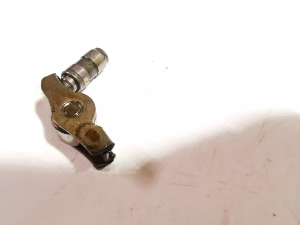 used Rocker Arm, valve train Volkswagen Polo 2007 1.2L - EIS01393323 ...