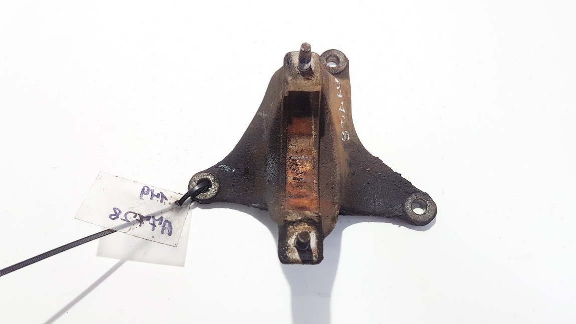 3m513k3058dc 3m51-3k305-dc Engine Mount Bracket and Gearbox Mount ...