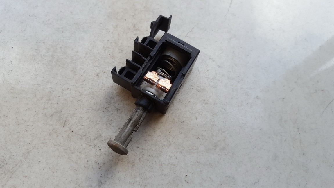 u3nfa used Brake Light Switch (sensor) - Switch (Pedal Contact) Mazda 6 ...