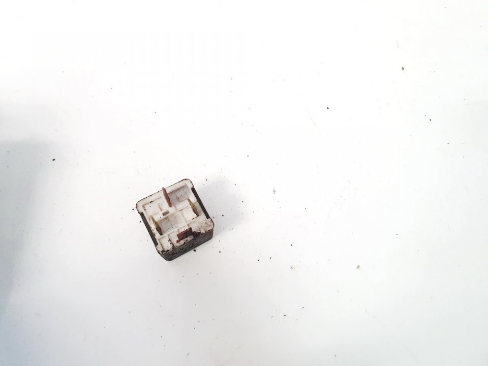 141951253B 20240072,PBT GF30 Relay module Volkswagen Golf 2002 2.0L ...