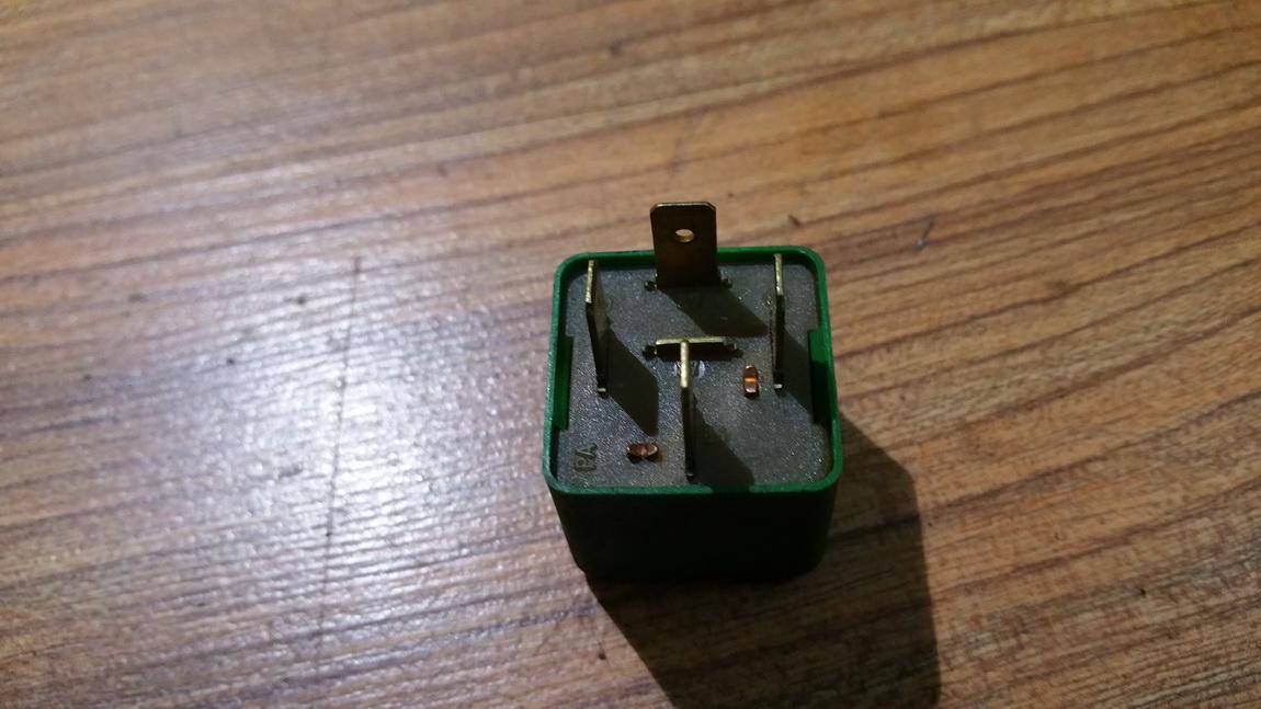 3447012 573 Relay module Opel Astra 1995 1.4L 5EUR EIS00093339 | Used ...