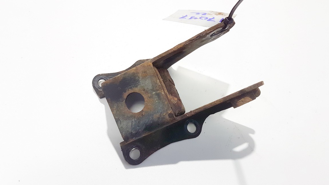 used used Engine Mount Bracket and Gearbox Mount Bracket Mazda 323 1998 ...