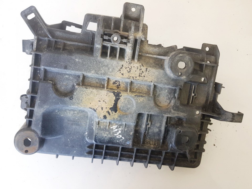 13235642 600002190 Battery Boxes - Trays Opel Corsa 2007 1.2L ...