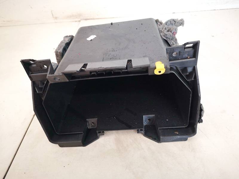 09491937 used Glove Box Assembly Volvo V50 2004 2.0L - EIS01823437 | Used Auto Parts Shop