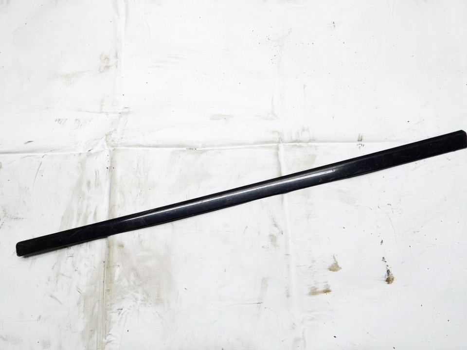 8e0853953 used Duru moldingas isorinis P.K. Audi A4 2005 10EUR ...