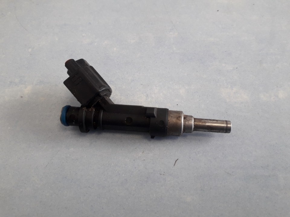 0280158213 23209-47010, 2320947010 Fuel Injector Toyota Yaris 2004 1.3L ...