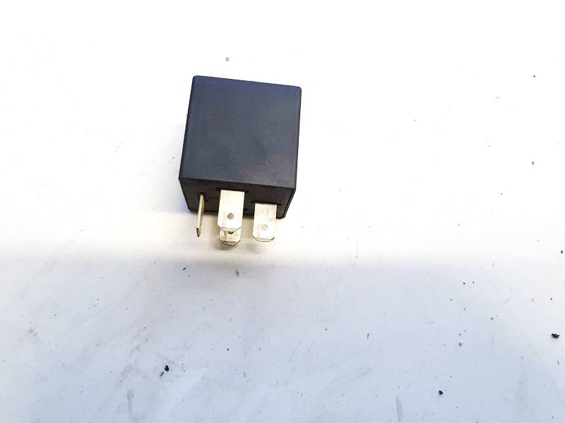 191955529 72HV002, 72 Relay module Volkswagen Golf 1991 2.0L ...