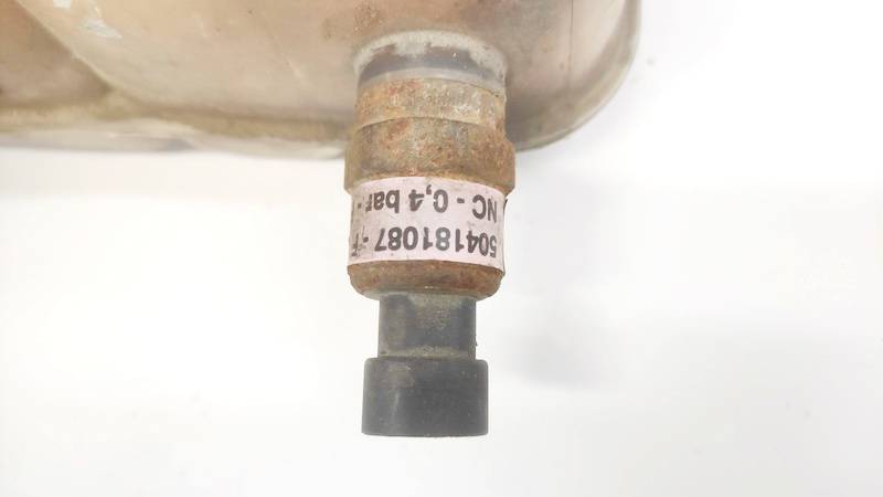 504181087 56115 Expansion Tank coolant (RADIATOR EXPANSION TANK BOTTLE ...