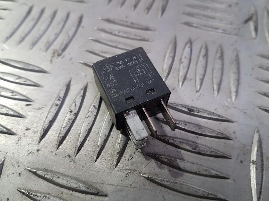 7m0951253c 95vw10k705ea Relay module Volkswagen Sharan 1999 0.0L 4EUR ...
