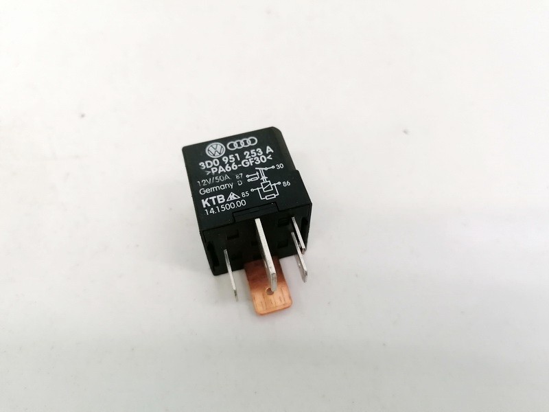 3D0951253A 14150000 Relay module Porsche Cayenne 2006 3.2L ...