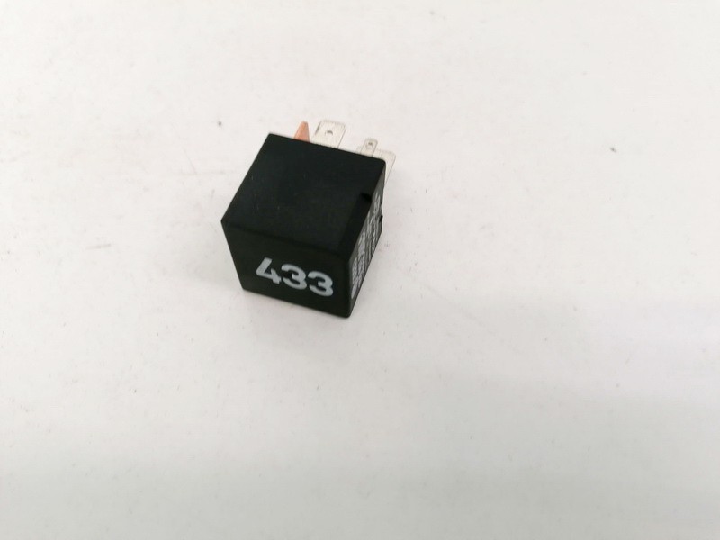 3D0951253A 14150000 Relay module Porsche Cayenne 2006 3.2L ...