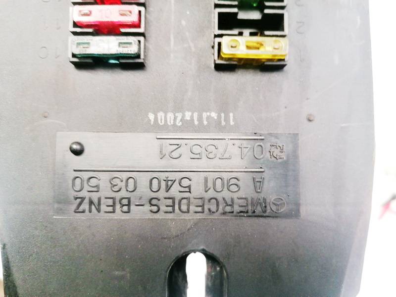 A9015400350 0473521 Fuse box Mercedes-Benz Sprinter 2004 2.2L ...
