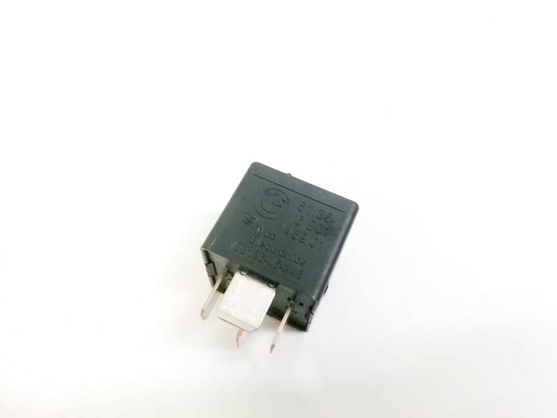 6901469 61.36-6901469, V23136-J6-X48 Relay module BMW 5-Series 2007 2 ...