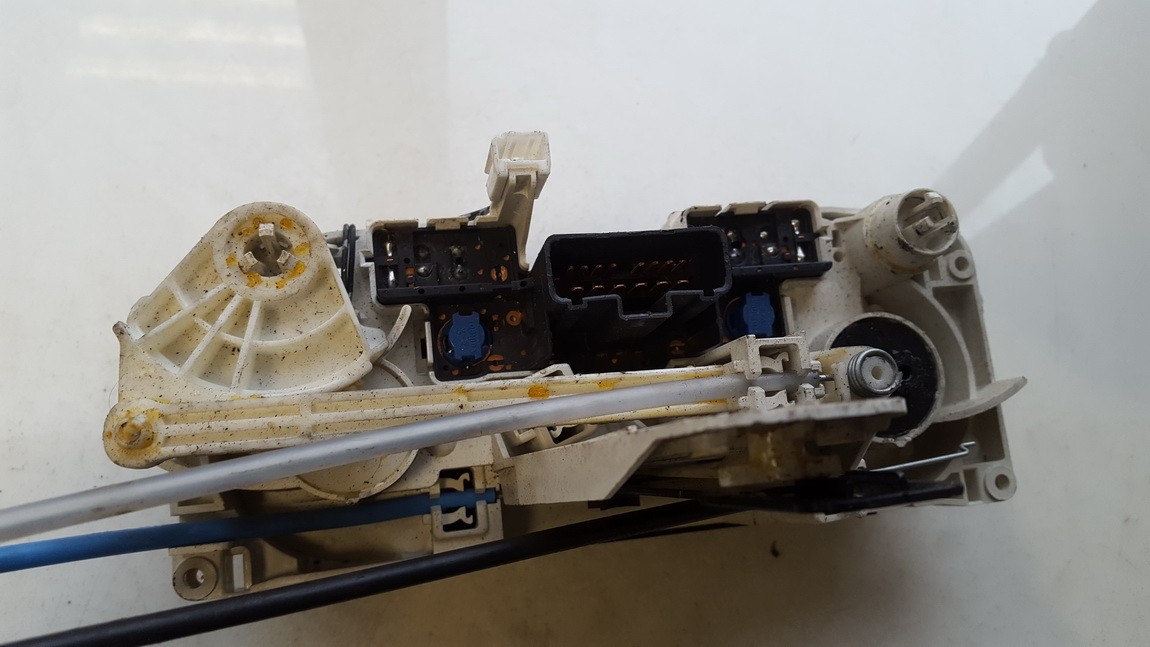 n103008h used Climate Control Panel (heater control switches) Nissan ...