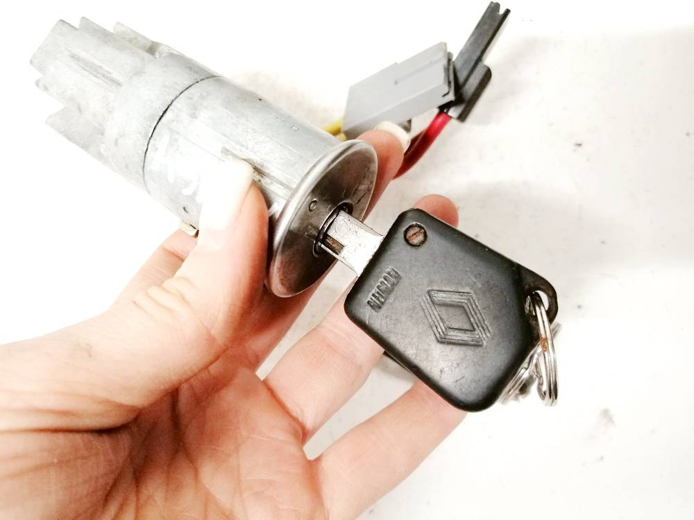 used used Ignition Barrels (Ignition Switch) Renault Espace 1992 2.2L ...