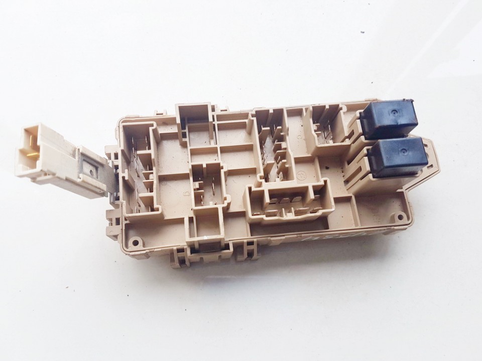 lb100602b used Fuse box Subaru Forester 2003 2.0L - EIS00833818 | Used ...