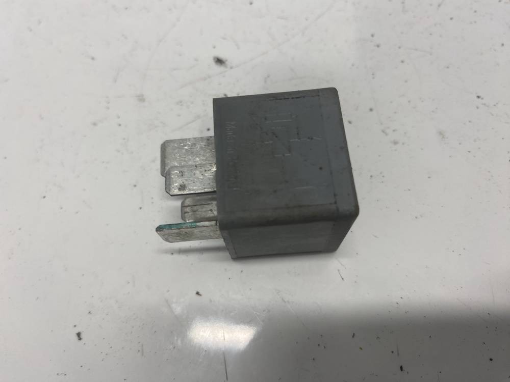 F80B14B192AA Ford Transit 2003 Relay module | EuroImpex