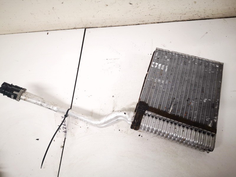 vp3m5h18476ea used Heater radiator (heater matrix) Ford Focus 2007 1.4L ...