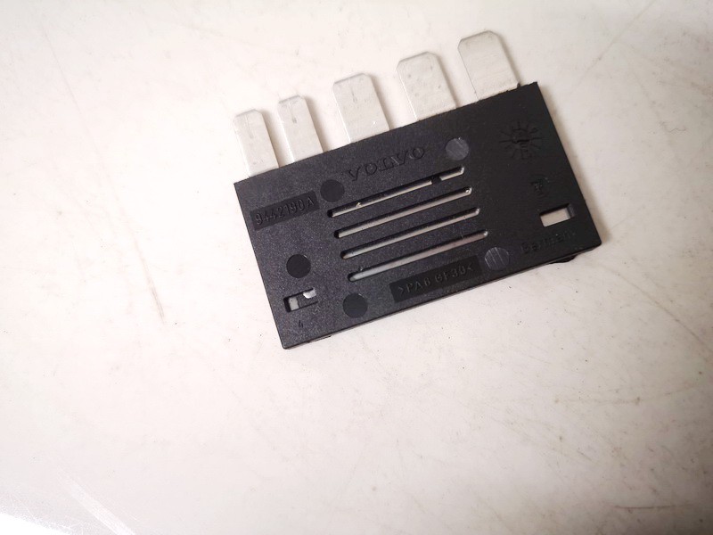 9442190a used Relay module Volvo S80 2002 2.4L 4EUR EIS01263989 | Used ...