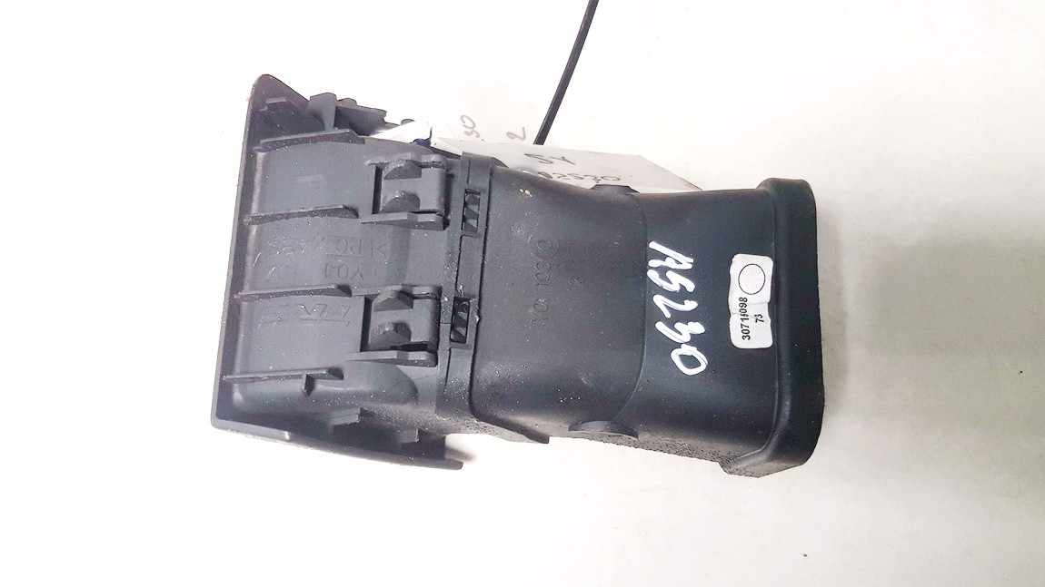 30715098 used Dash Vent (Air Vent Grille) Volvo V50 2006 1.6L ...