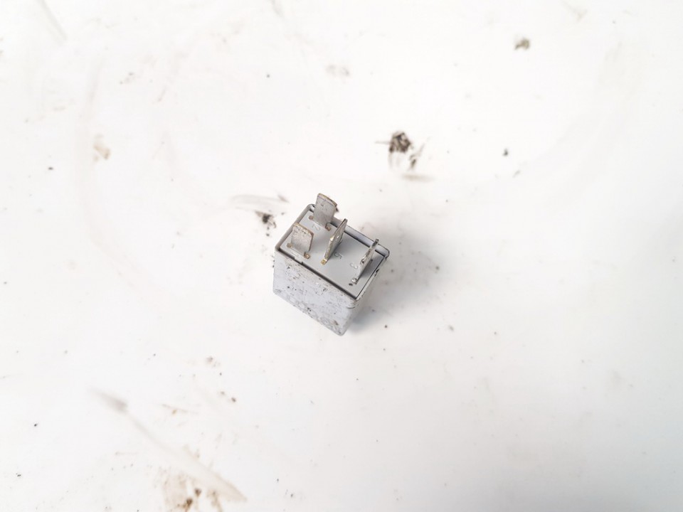 1k0951253 used Relay module Volkswagen Touran 2007 1.9L 4EUR ...