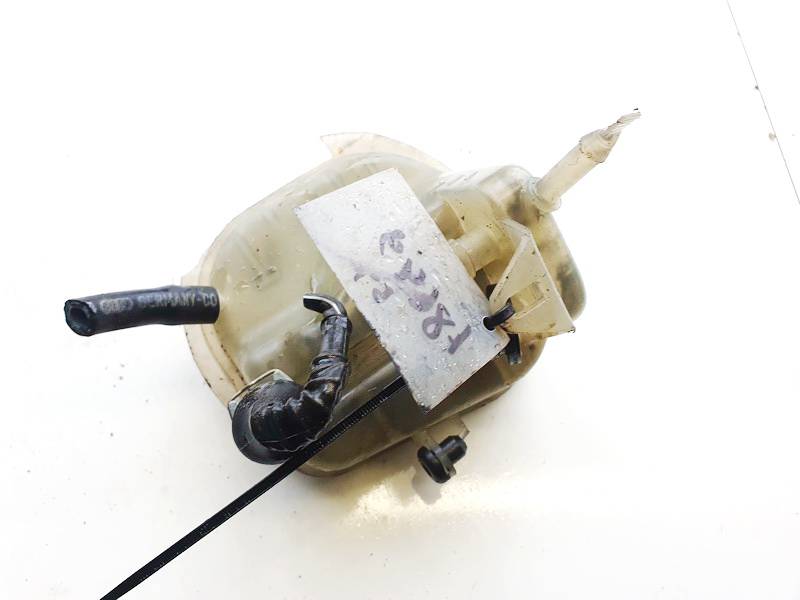 4b0611301e used Brake Master Cylinder Reservoir Volkswagen Passat 1999 ...