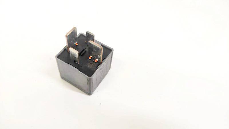 5M5T14B192EA V23136J4X62 Relay module Ford Focus 2012 - EIS01854087 ...
